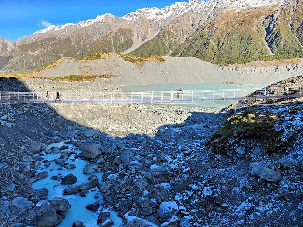 Aoraki/ Mount Cook swing bridge – first pictures revealed - Snowfall